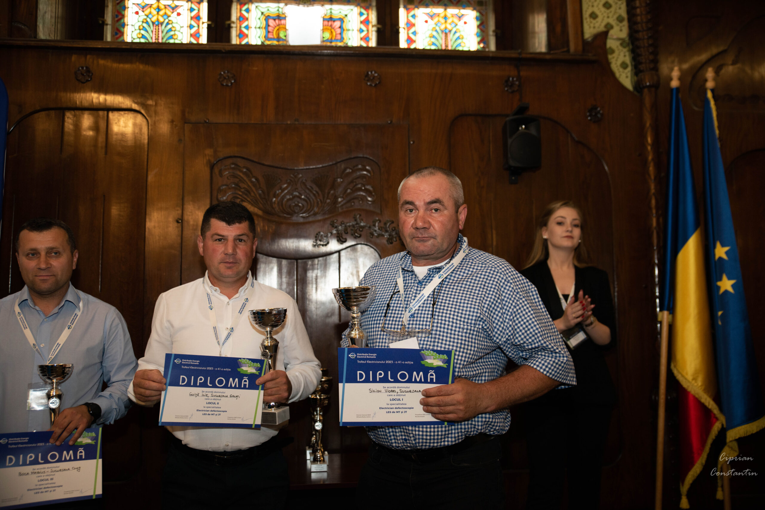 Specialiștii DEER - Distribuție Energie Electrică Romania